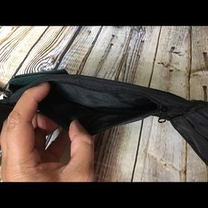 L.A. Gear | Bags | Vintage La Gear Green Wallet | Poshmark